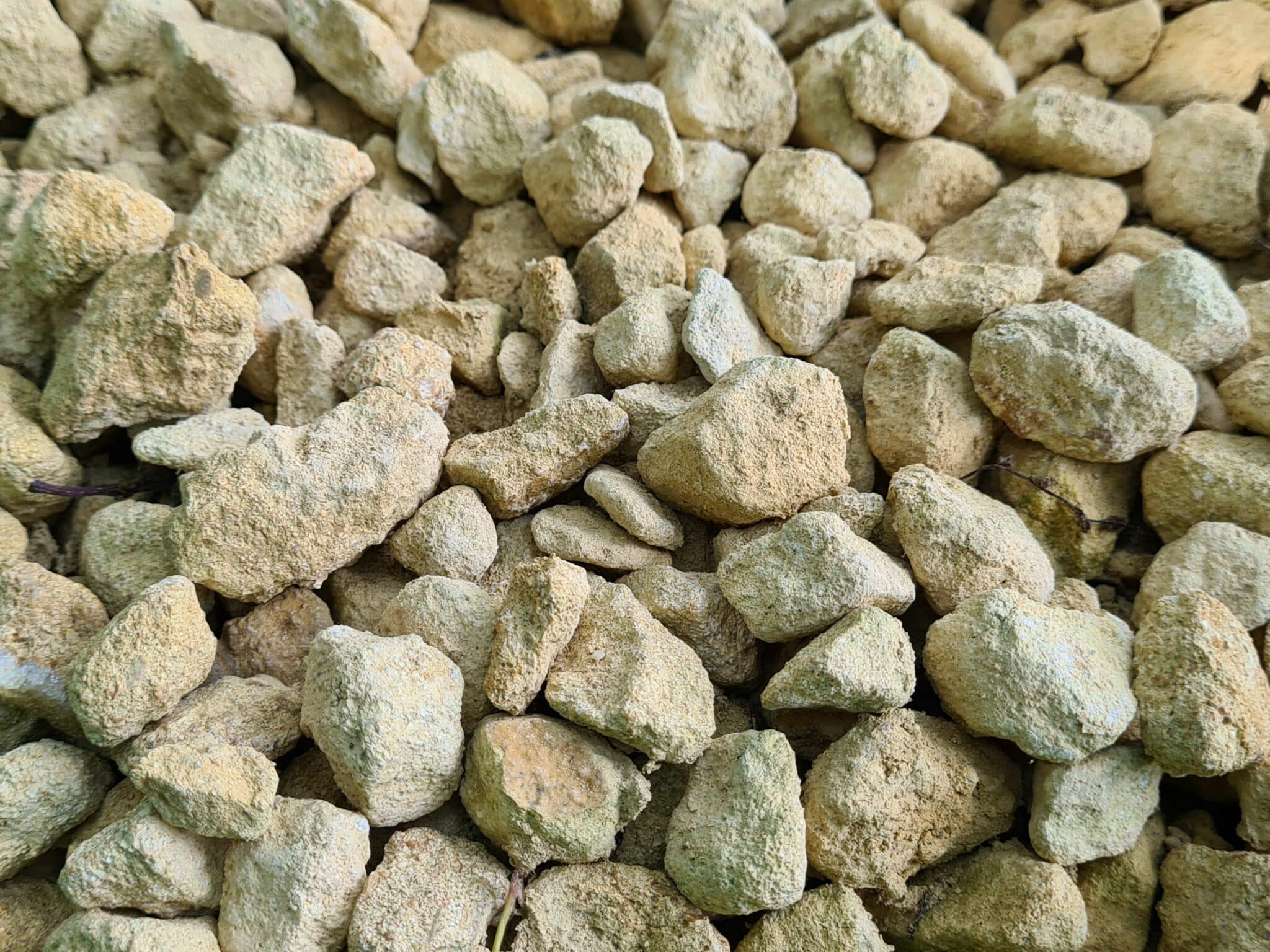 Decorative Stone Chippings Essex | From Madingley Mulch