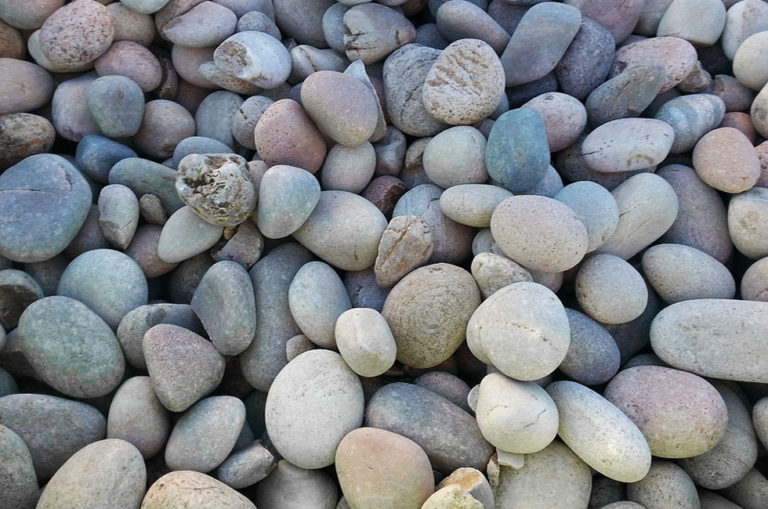 Scottish Cobbles | Garden Pebbles | Madingley Mulch