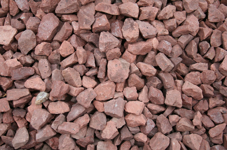 Granite Chippings | Red Granite | From Madingley Mulch